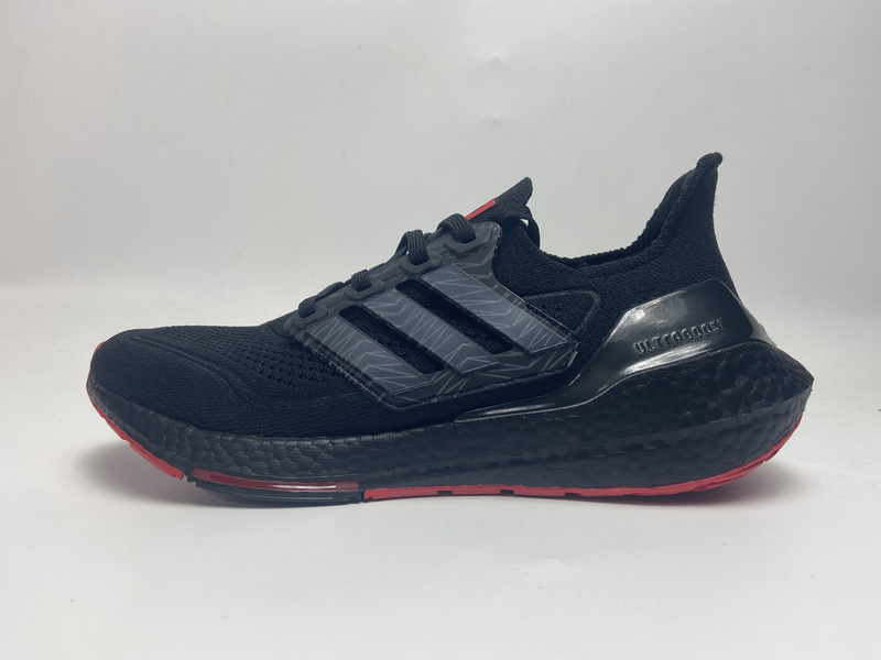 Adidas Ultra Boost 2021 - Boostmasterlin