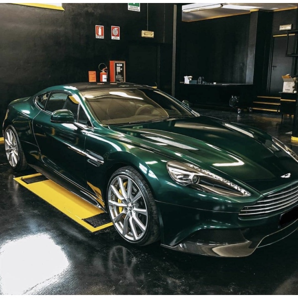 Gloss Dark Green Metallic Car Wrap| British Midnight Green Vinyl Wraps
