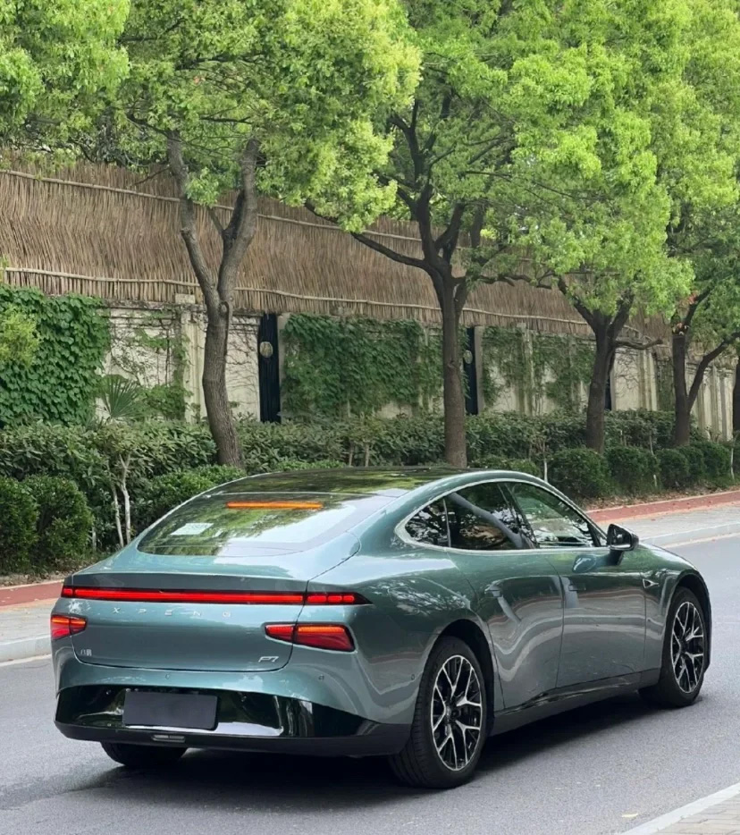 Gloss Interstellar Green Car Wrap | Metallic Interstellar Green Vinyl ...