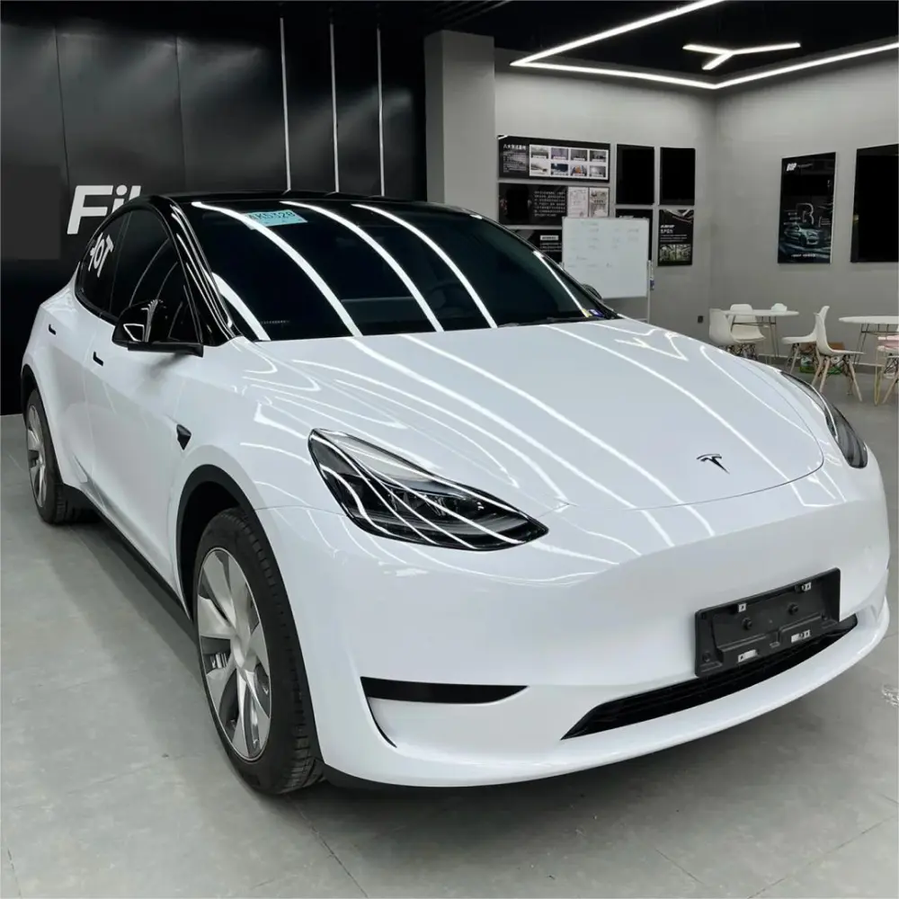 Gloss Ceramic White Car Wrap | Ceramic White Vinyl Wraps