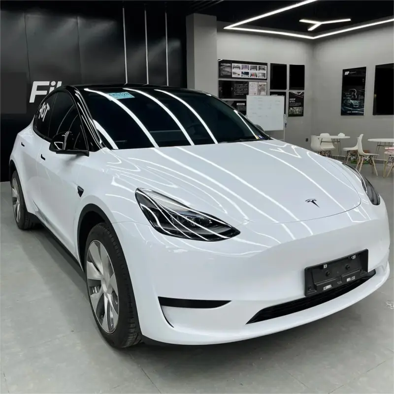 Gloss Ceramic White Car Wrap | Ceramic White Vinyl Wraps