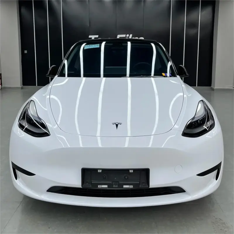 Gloss Ceramic White Car Wrap | Ceramic White Vinyl Wraps