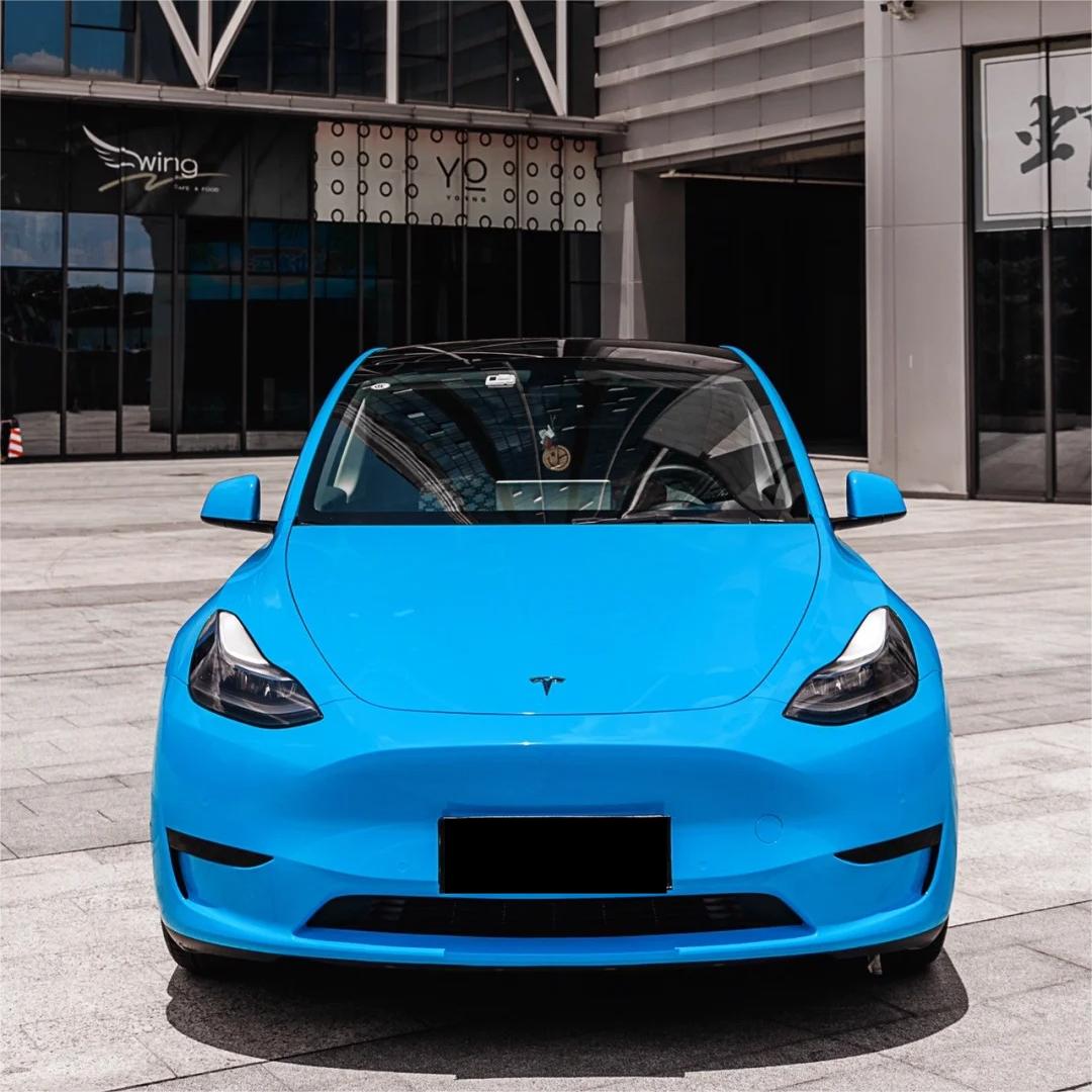 Gloss Crystal Sky Blue Vinyl Wrap | Crystal Sky Blue Car Wraps - ALUKOVINYL