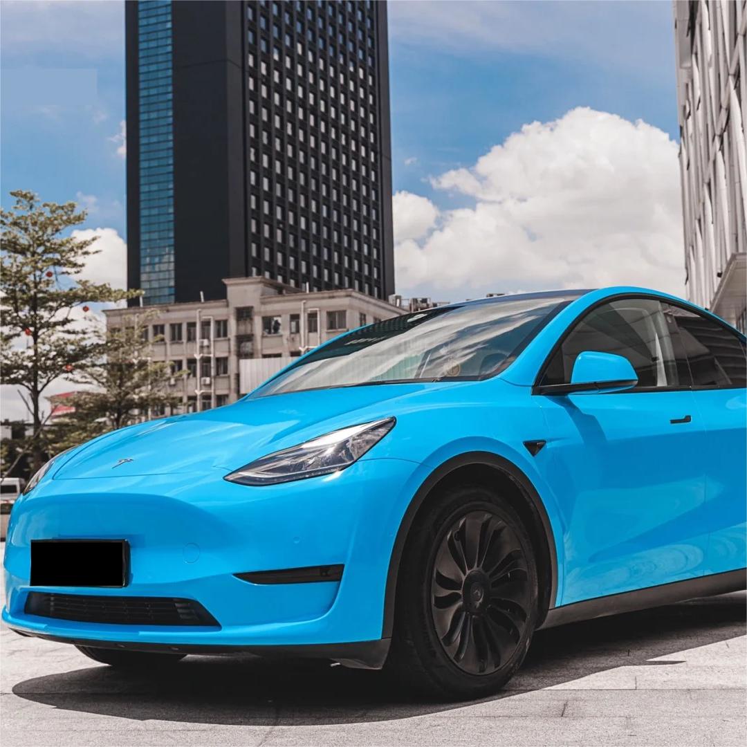 Gloss Crystal Sky Blue Vinyl Wrap | Crystal Sky Blue Car Wraps - ALUKOVINYL