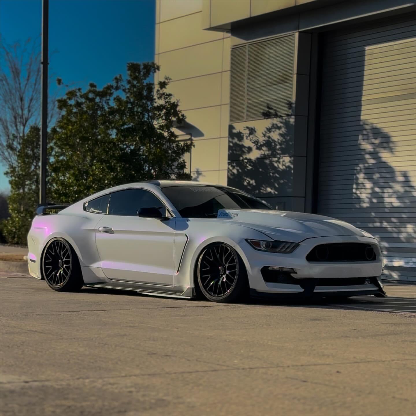 Best Gloss Purple White Car Wrap | Metallic Purple White Vinyl Wraps