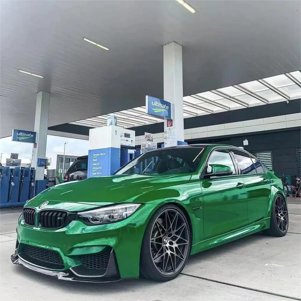 Gloss Diamond Lizard Green Car Wrap | Metallic Diamond Lizard Green Vinyl
