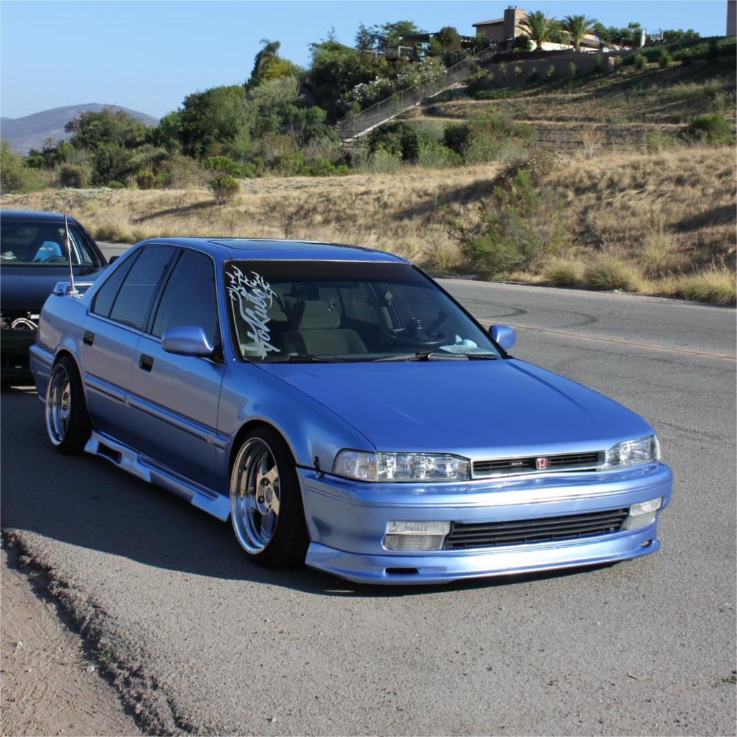 Best Gloss Mist Blue Car Wrap | Metallic Mist Blue Vinyl Wraps - ALUKOVINYL