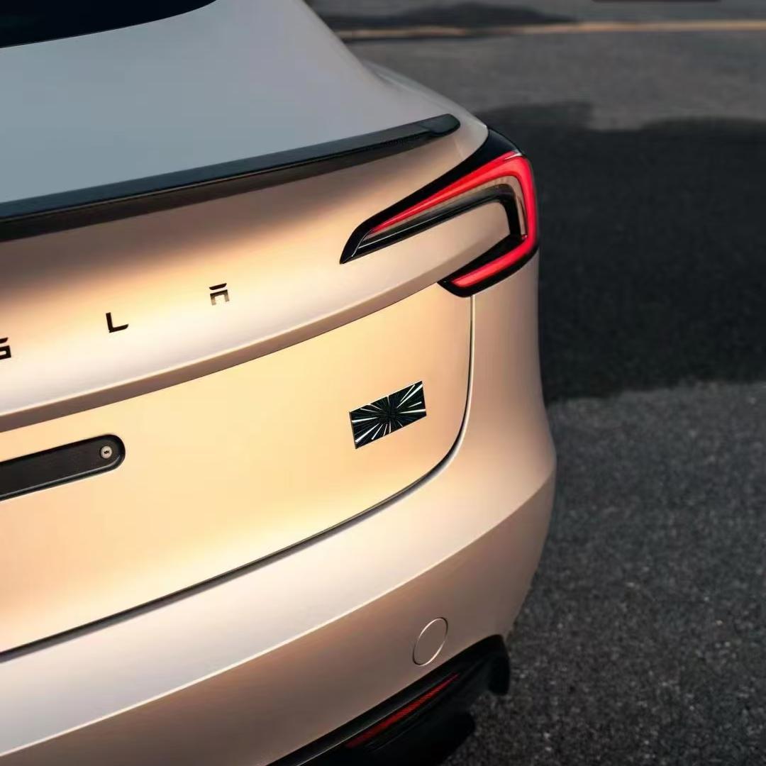 Cool Matte Satin Silver Wrap | Satin Silver Vinyl Wraps - ALUKOVINYL