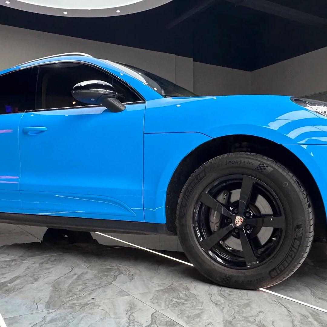 Best Gloss Sky Blue Vinyl Wrap | Crystal Sky Blue Car Wraps