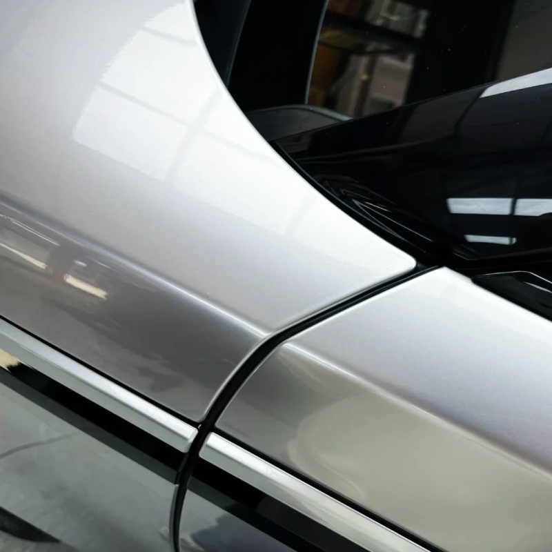 Gloss Velar Silver Car Wrap | Land Rover Velar Silver Wraps