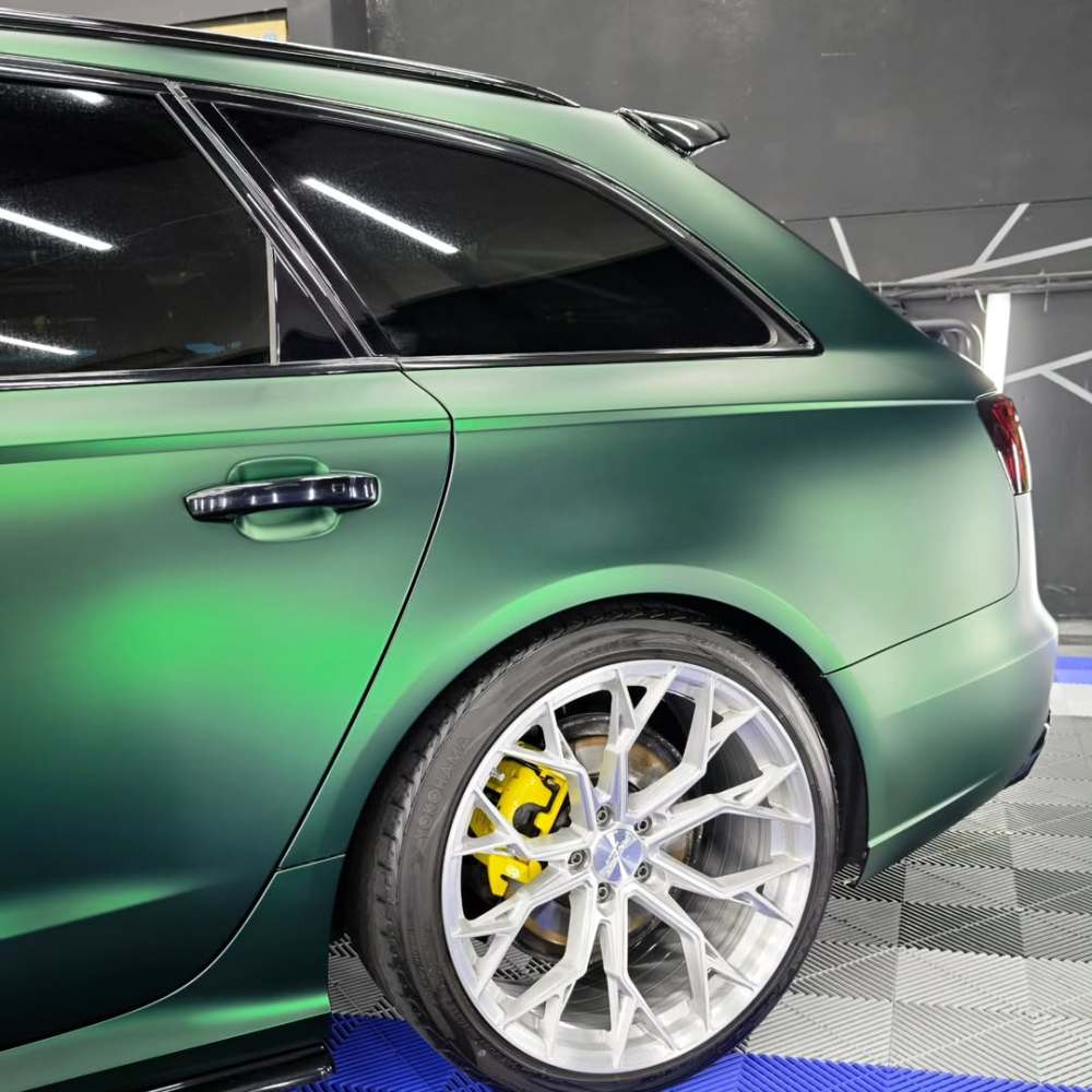 Matte Venom Green Wrap | Metallic Chrome Venom Green Car Vinyl - ALUKOVINYL