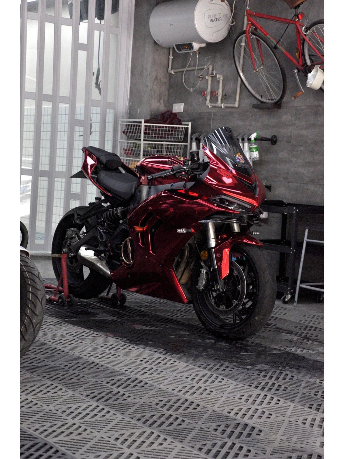 Gloss Chrome Candy Apple Red Wrap | Metallic Candy Apple Red Car Vinyl