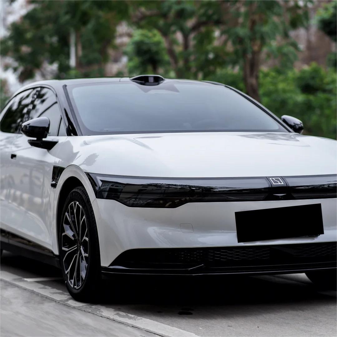 Gloss Ceramic White Car Wrap | Ceramic White Vinyl Wraps