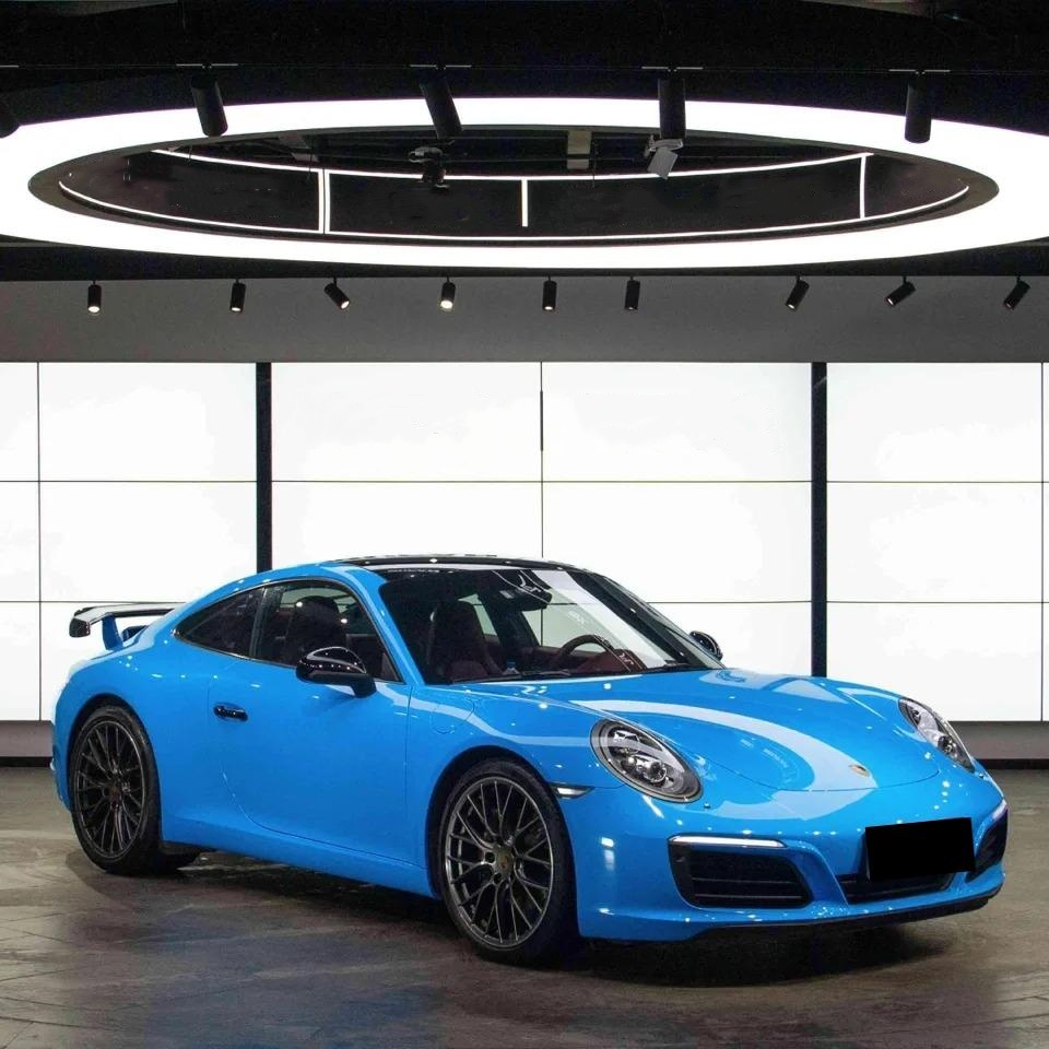 Exploring Gloss Crystal Sky Blue: The Perfect Car Wrap for a Unique Look