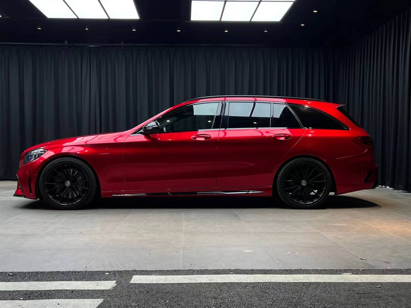 Best Ravoony Gloss Metallic Vampire Red Car Vinyl Wrap - ravoony.com