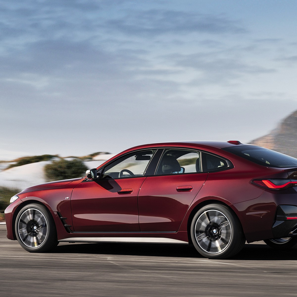 Best Ravoony Liquid Metallic Dragon Blood Red Car Vinyl Wrap - ravoony.com