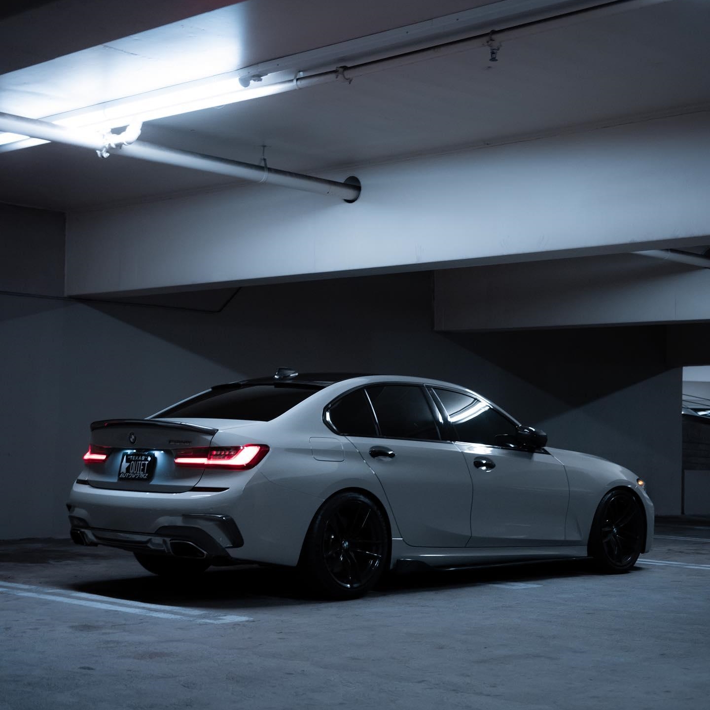 Best Ravoony BMW Brooklyn Grey Vinyl Wrap - ravoony.com