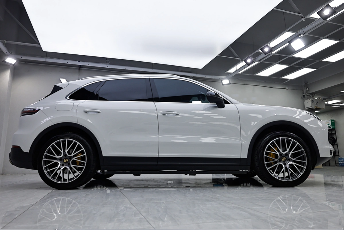 Best Ravoony Glossy Crystal Volcano Grey Wrap - ravoony.com