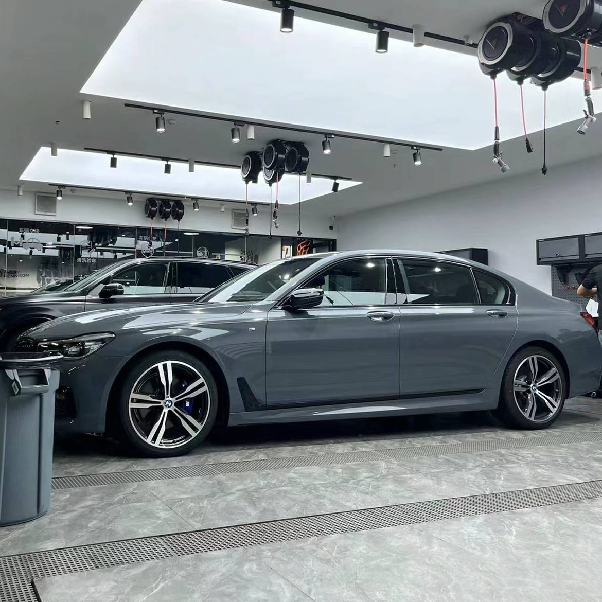 Glossy Crystal Space Grey Car Wrap, Best Ravoony Glossy Crystal Space ...