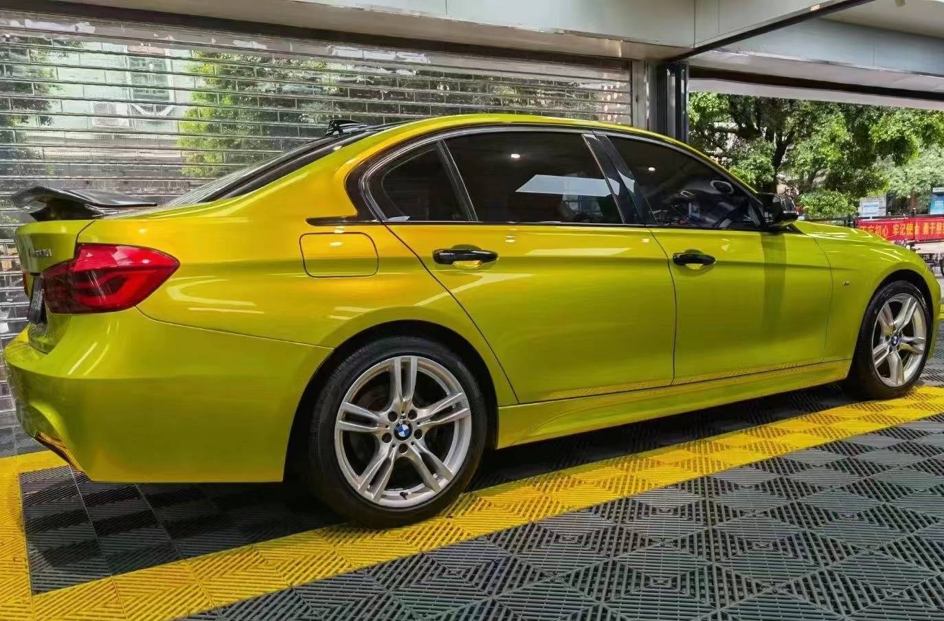 BMW M4 Paint Lemon Yellow Car Wrap, Best Ravoony Glossy Metallic BMW M4 ...