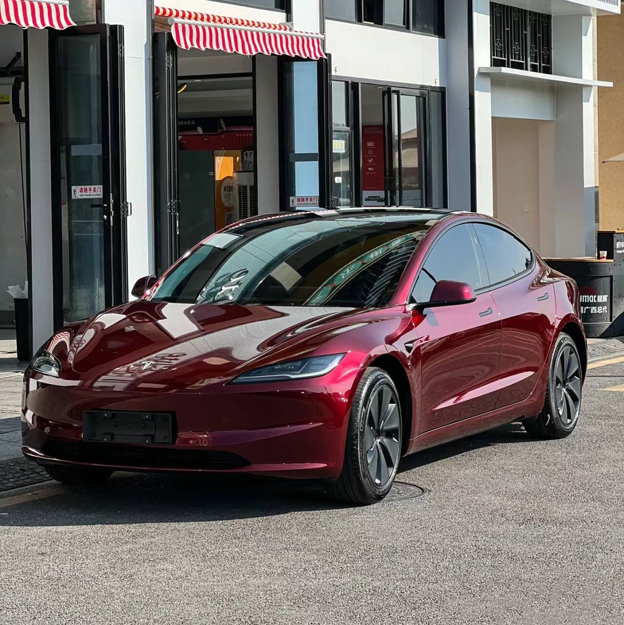 Metallic Dragon Blood Red Car Vinyl Wrap, Best TPU Pro Ravoony Liquid ...