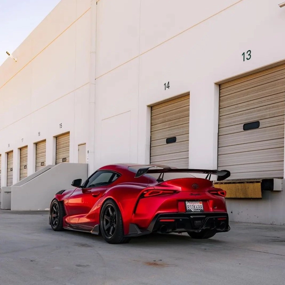 Best Ravoony Gloss Metallic Vampire Red Car Vinyl Wrap - ravoony.com
