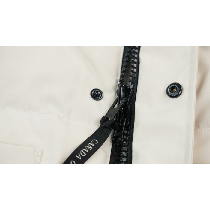 Best Fake CANADA GOOSE White Jackets Reps for Sale -bstsneakes.com